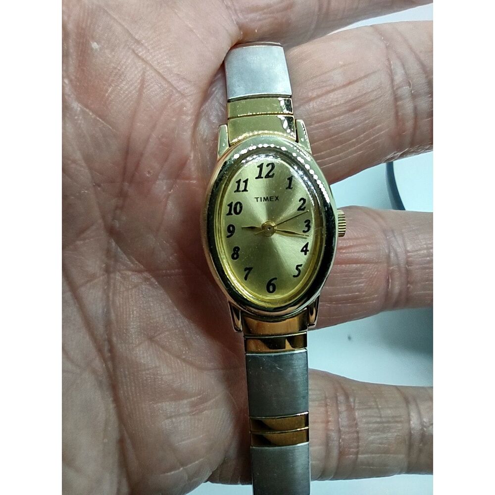 Timex T7 Vintage Ladies Watch Gold And Silver Colors - Gem